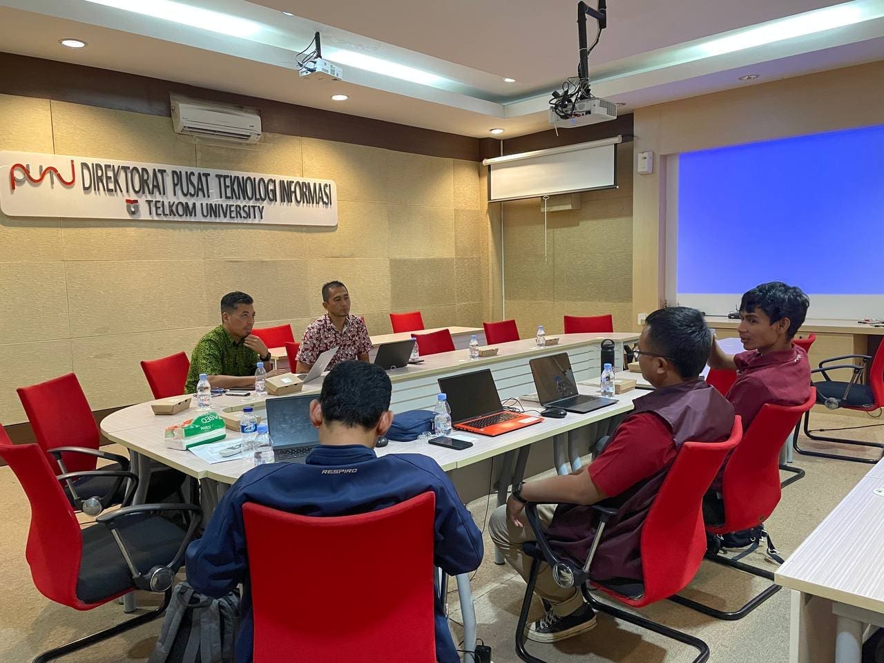 Staff Exchange Day 2 Universitas Malaysia Terengganu di PuTI